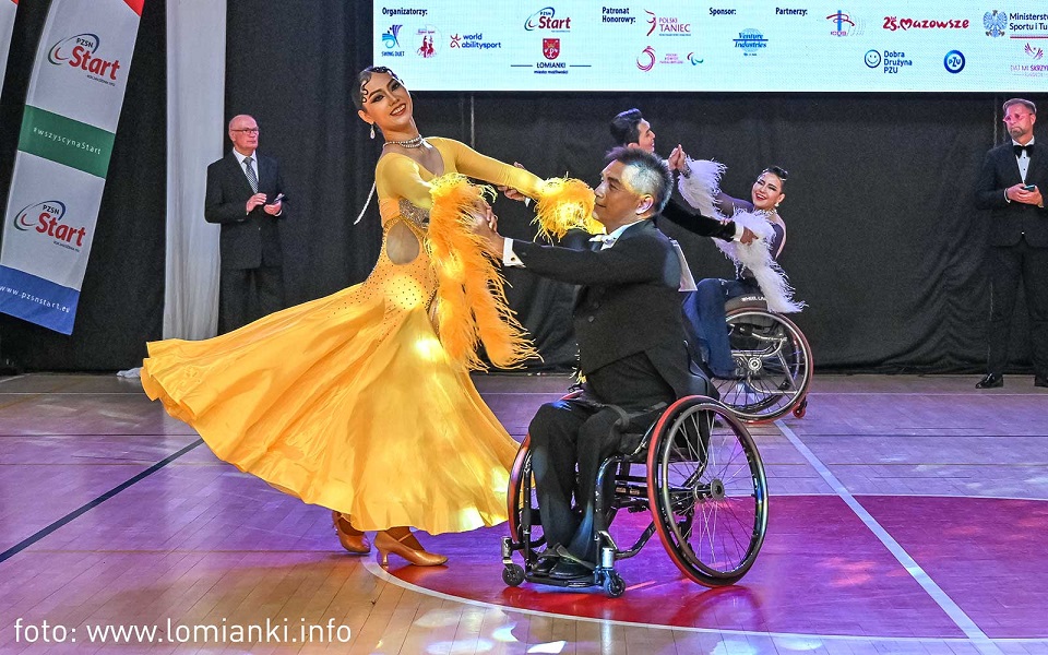 Łomianki. Niepełnosprawni tancerze na parkiecie - Wykluczeni.pl